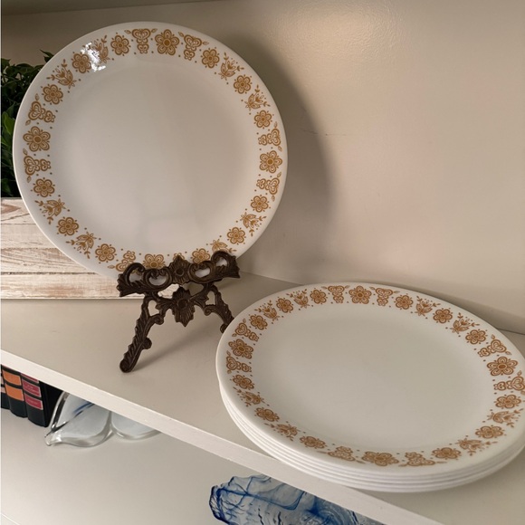 Corelle | Dining | Corelle Butterfly Gold Dinner Plateswhiteharvest ...